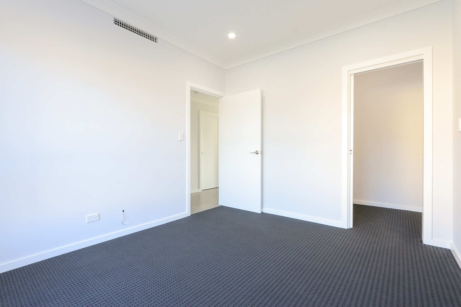 Houses – Riverside Property